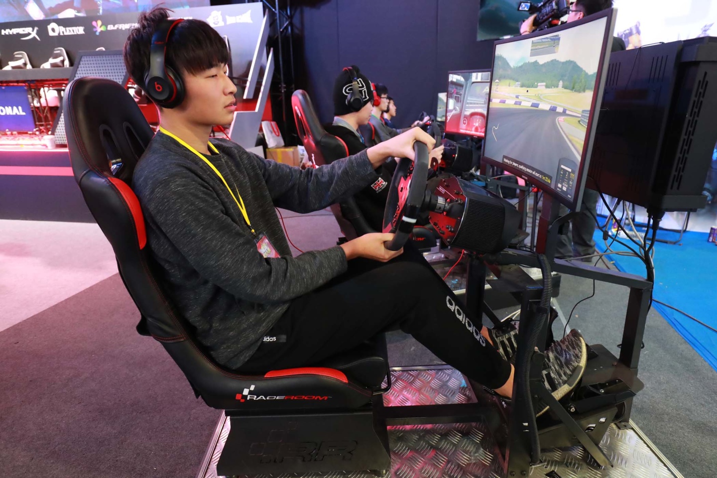 【TGS 2019】《TGS電競星光大道》爐石戰記冠軍出爐 Tom、企鵝妹首次交手火花不斷 四天精彩賽事完美落幕 | 遊戲基地 Gamebase