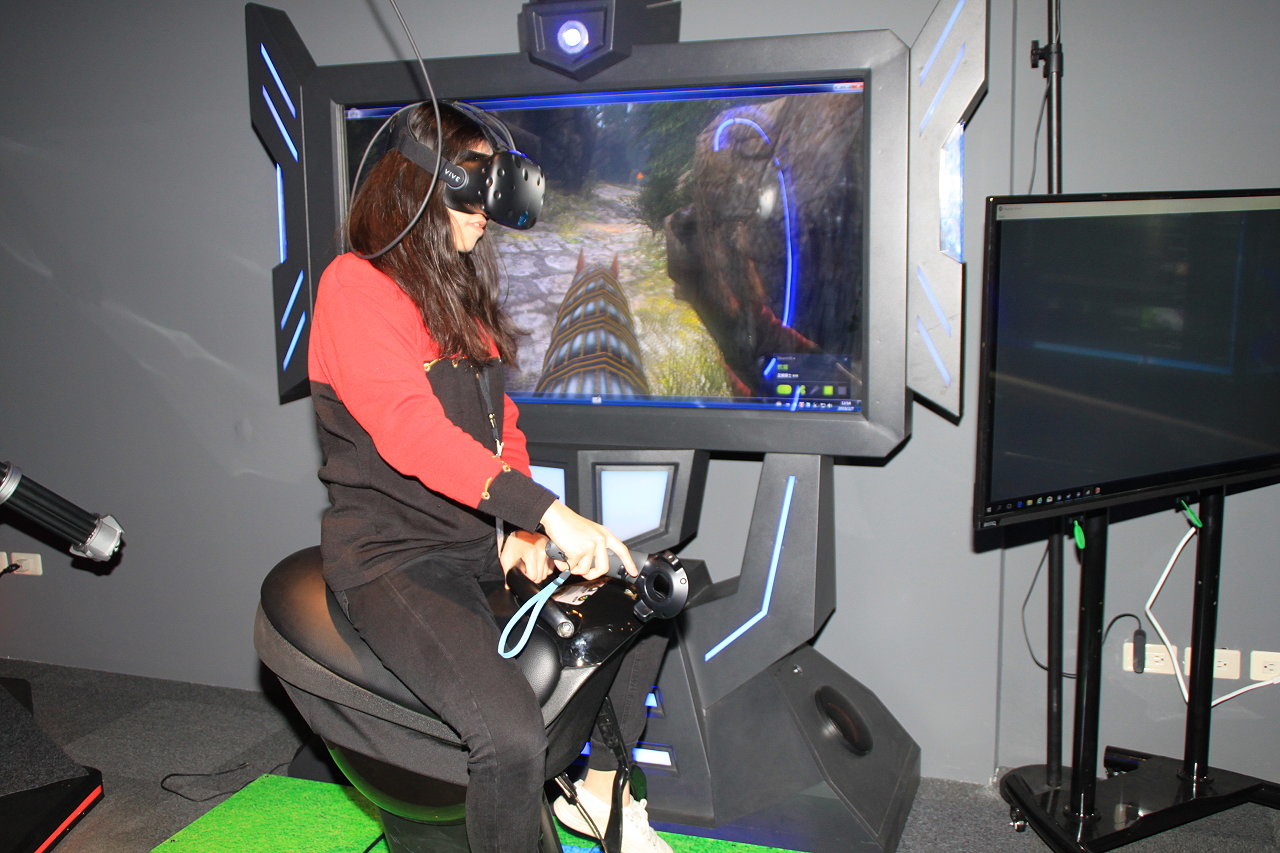 讓你身歷其境飆車打怪！「Gamix VR Family」Neo 19展開全新VR體驗 | 遊戲基地 Gamebase