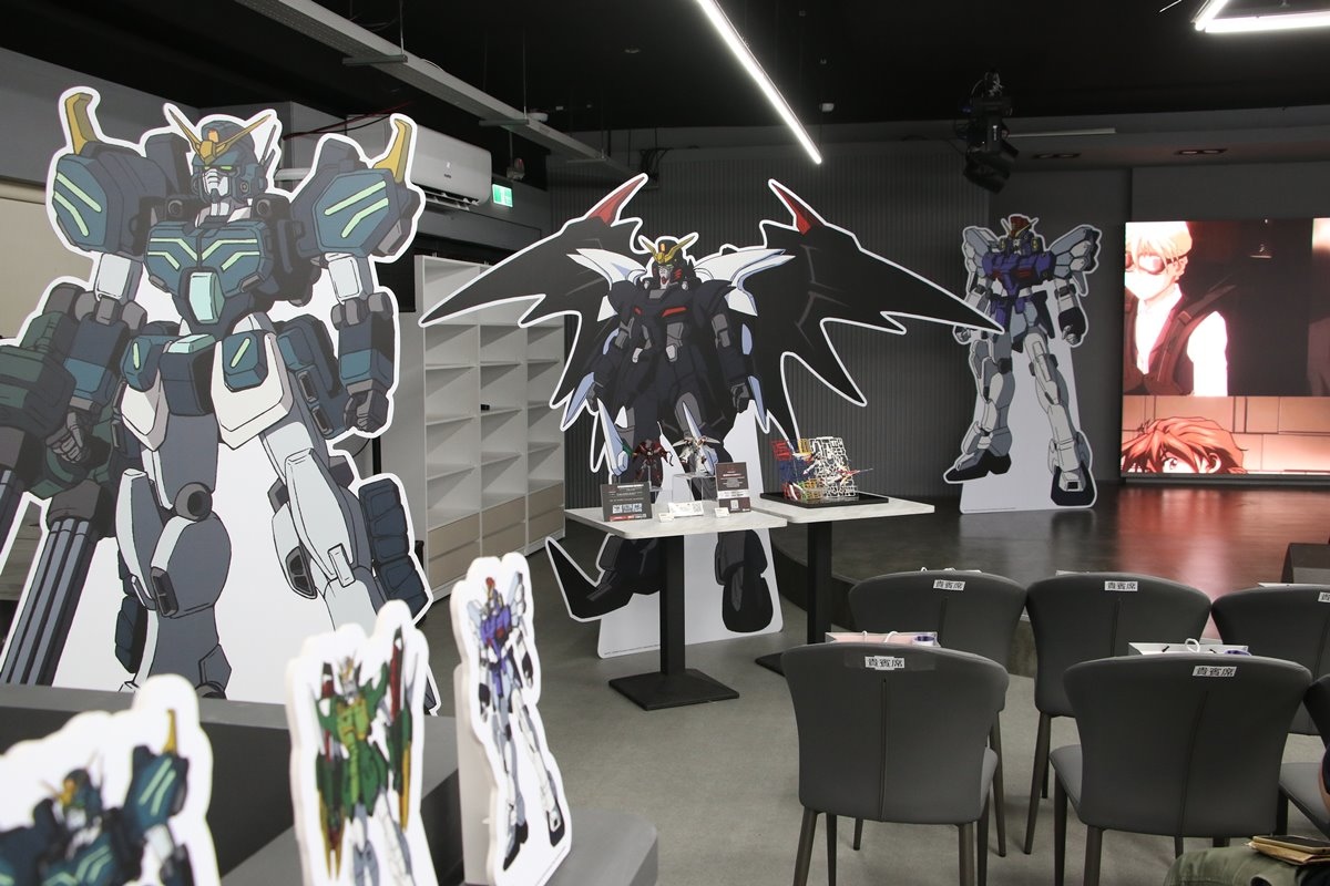 《新機動戰記鋼彈W》三十週年紀念特展登場！KIRABASE打造台灣首場主題咖啡廳，重現經典宇宙戰場 | 遊戲基地 Gamebase